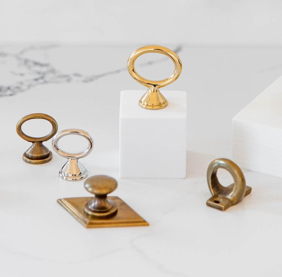 Alexandria Collection - Brass Kitchen Hardware - Antique Knobs & Pulls ...